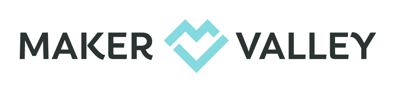 Longarm Quilting Services – Knot and Thread Design