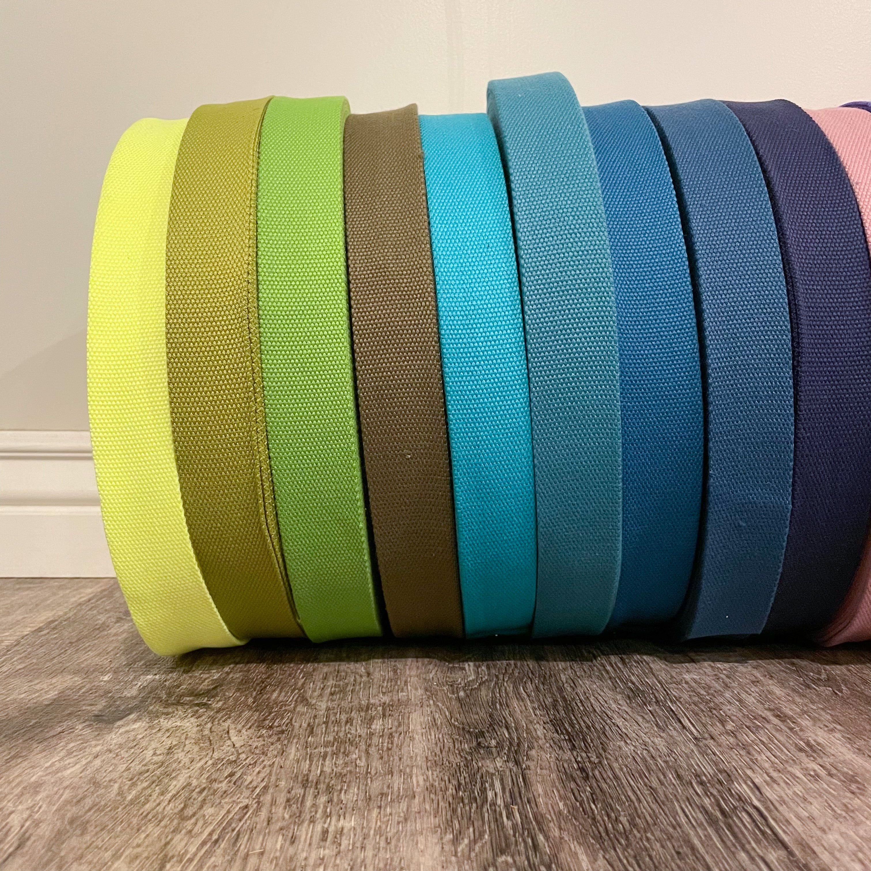 1.5” Solid-Color Webbing – Knot and Thread Design