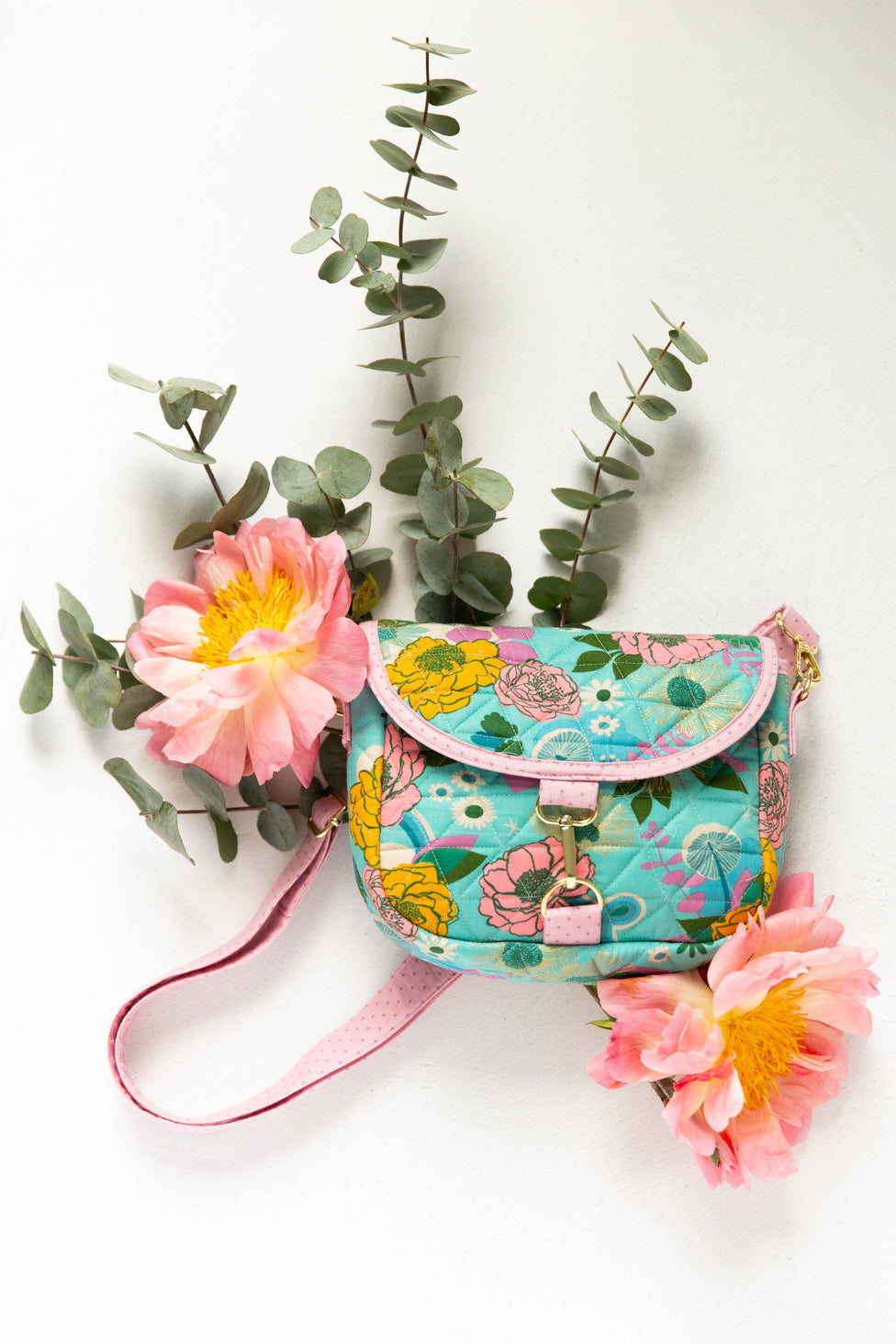 Finishing Kits – Knot and Thread Design